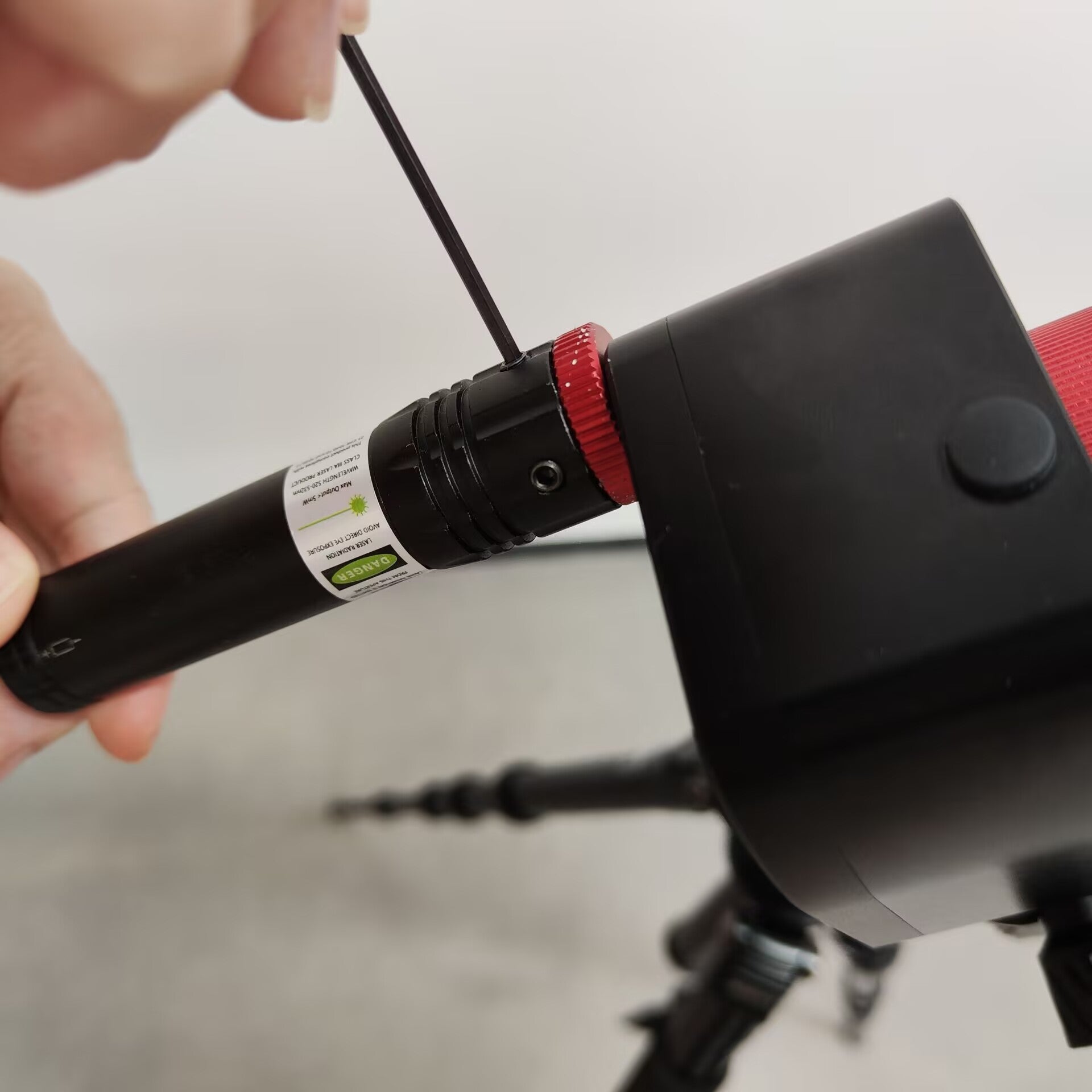 The laser is 100% ok but its beam fades when it is attached to NOMAD t ...